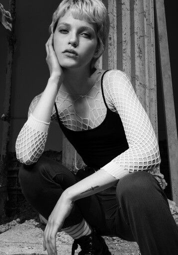 Julia Knoll – TUNE